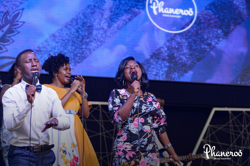 Phaneroo Ministries International - Make Manifest